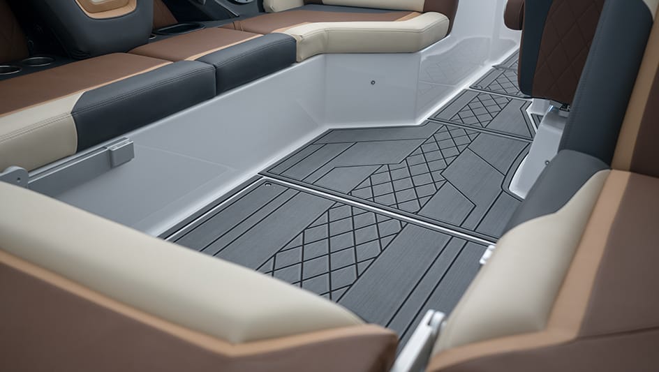 Home - Gatorstep - Ultra Premium Marine Non-Skid Flooring